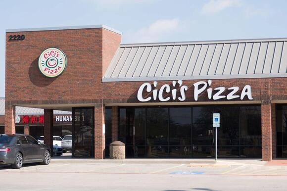 5 Restaurant Chains You Loved Are Quietly Making a Comeback — Right Now ...