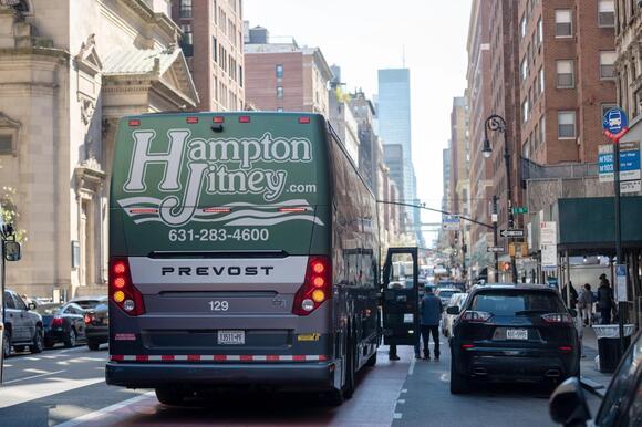 Hampton Jitney warns of higher fares, says NYC congestion pricing will ...
