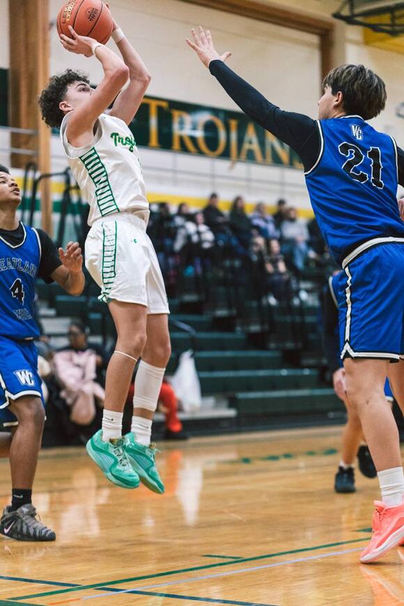 Boys Basketball: Alexander beats Wheatland-Chili - NewsBreak