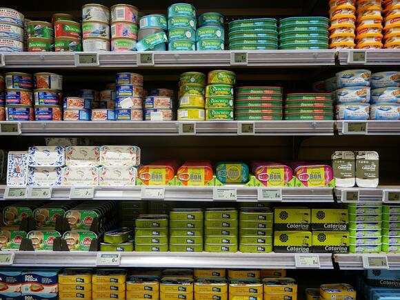 That “Low Sodium” Label on Your Soup Means Almost Nothing – Here’s Why ...