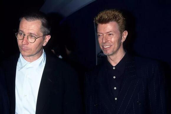 David Bowie's unexpected final two words to famous best friend days ...