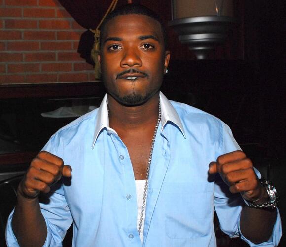 Supa Hot Fire Knocks Out Ray J And Fans Got Jokes - NewsBreak
