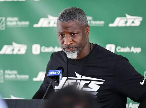 Power Struggle at Jets As Owner Sides With GM Darren Mougey Over HC ...