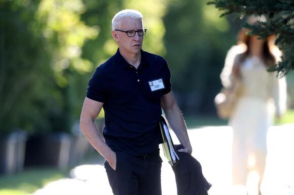 Top ‘60 Minutes’ Producer Quits Amid Turmoil at CBS - NewsBreak
