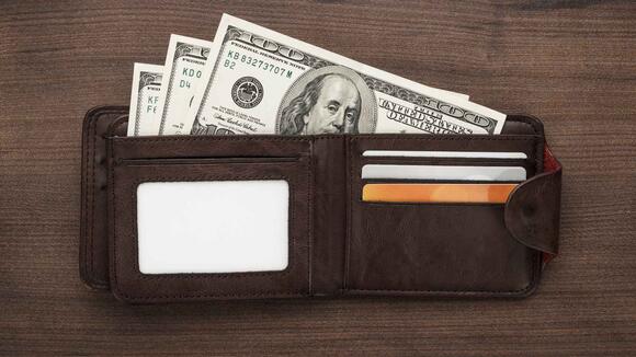 9 things boomers keep in their wallets that leave younger generations ...