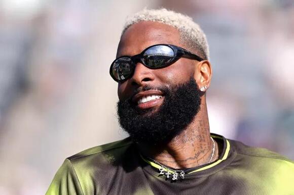 Giants Bring Back OBJ, Sign Smith-Schuster - NewsBreak