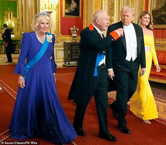 Melania Trump's canary yellow dress at UK state dinner divides critics ...