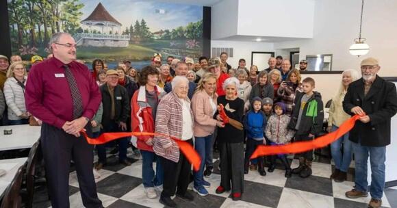 Excelsior Citizen's 2025 Year in Review - NewsBreak