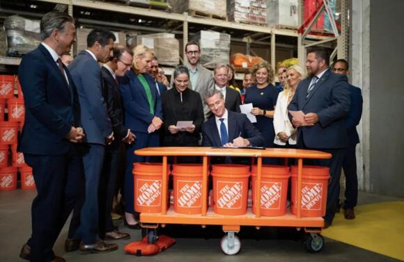 Newsom Targets Retail Theft, Signs Bills with New Penalties ...