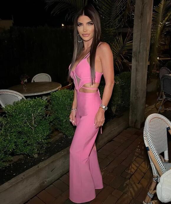 Teresa Giudice Gets Slammed by Critics for Photoshop Fail With Birthday ...