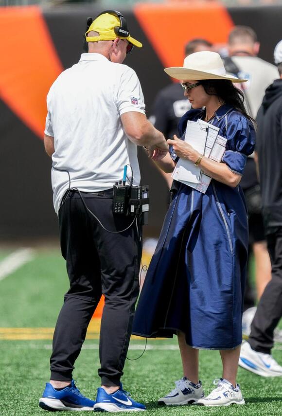 Colts’ 3-0 Start Shines Spotlight on Owner Carlie Irsay-Gordon - NewsBreak