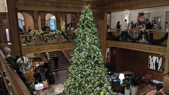 Poll finds Christmas dominates US holidays despite cultural shifts ...
