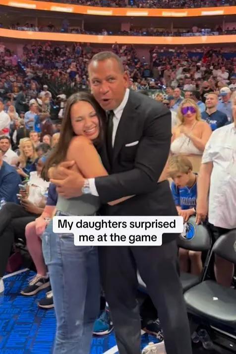 Alex Rodriguez stunned as daughter surprises him at Timberwolves ...
