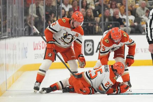 Brayden McNabb ejected after hit leaves Ducks' Ryan Poehling wobbly in ...