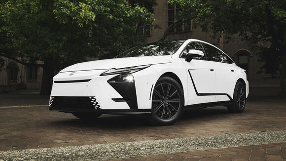 2026 Lexus ES 350h Arrives with New Hybrid Power, First-Ever AWD, and a ...