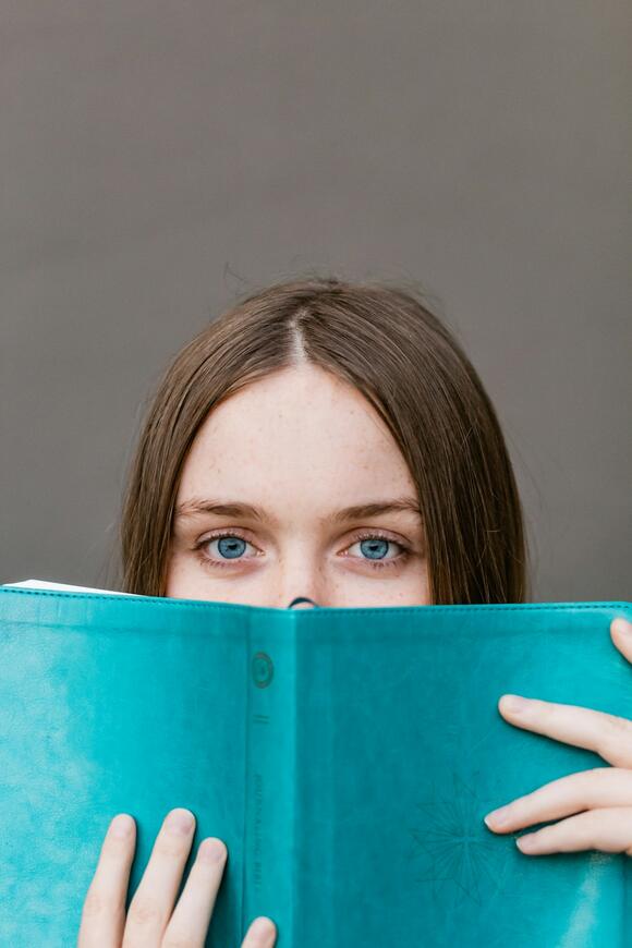 Why Judging a Book by Its Cover Might Not Be a Bad Idea - NewsBreak
