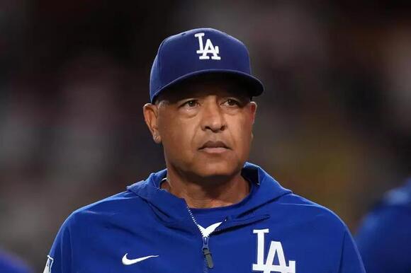 Dave Roberts Finally Makes “Tough” Decision as 24YO Demoted Amid Mookie ...
