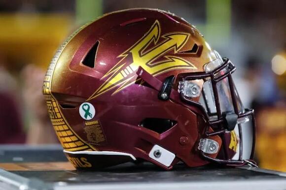 2026 EDGE Mickey Williams decommits from Arizona State - NewsBreak