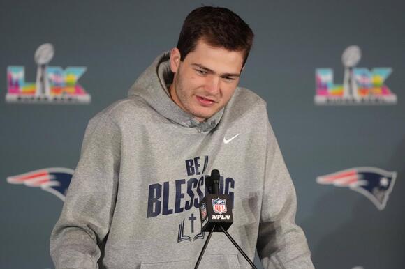 Patriots QB Drake Maye addresses shoulder issue ahead of Super Bowl ...