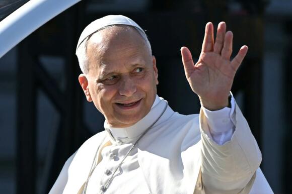 6-7, Bad Bunny, AI: Pope targets the young - NewsBreak
