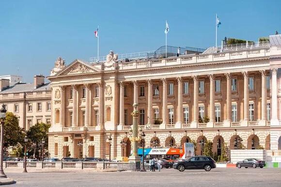 15 overpriced Paris hotels and chic alternatives nearby - NewsBreak