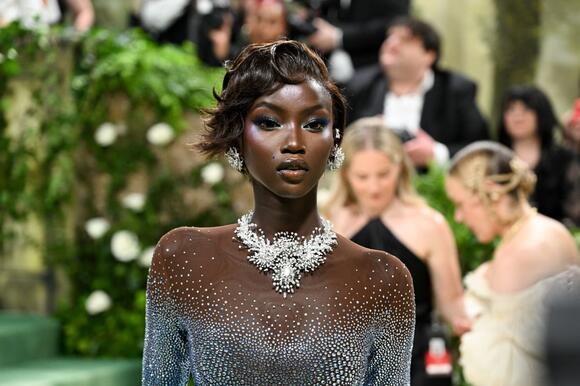 Supermodel Anok Yai Opens Up About Childhood Social Anxiety After ...