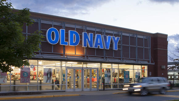 5 Must-Have Spring Clothing Items To Now Buy at Old Navy - NewsBreak