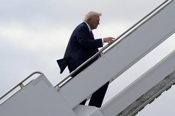 Trump Goon Busted for Phony Attempt to Hype Boss - NewsBreak