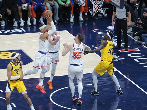 Josh Hart’s rebounding spree puts him in lofty Knicks company