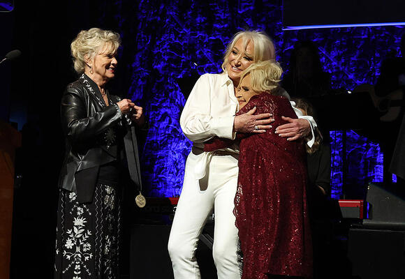 Cali Tucker Empowers Fans to Chase Their Dreams in New ‘Last Name ...