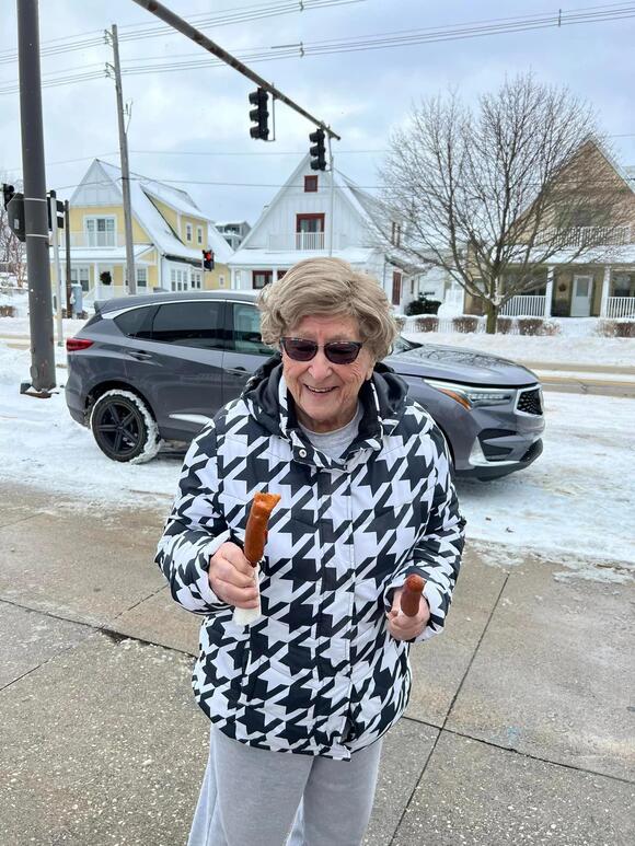 Better Hurry! Pronto Pups Is Opening For This Weekend Only! - NewsBreak