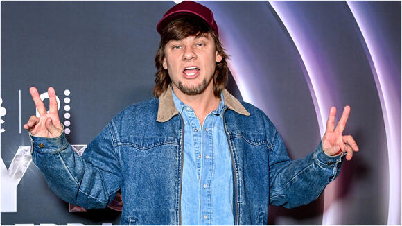 Theo Von Faces Criticism After ‘Rough' Netflix Special Taping in New ...