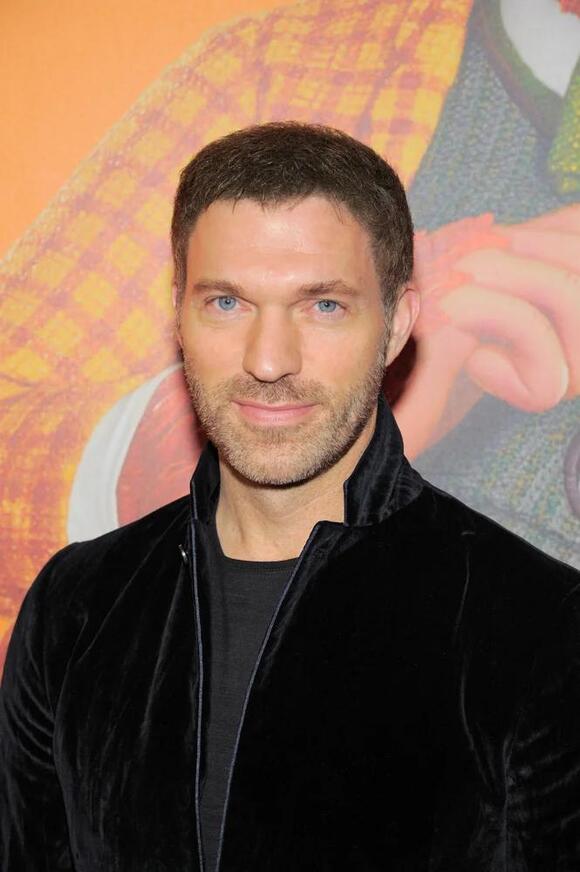 Travis Knight: From Nike’s Heir to Laika’s Visionary Leader - NewsBreak