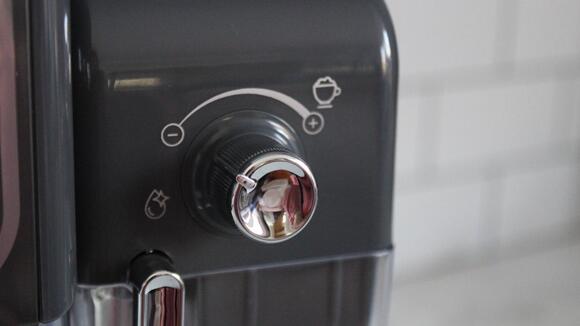 Mr. Coffee One-Touch CoffeeHouse+ review: a beginner-friendly espresso ...