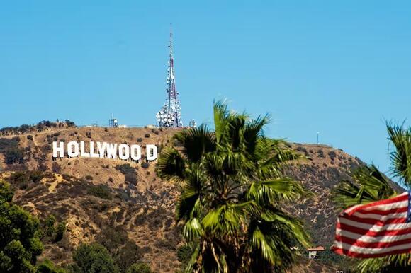 Sydney Sweeney finds herself in hot water after hanging bras from ...