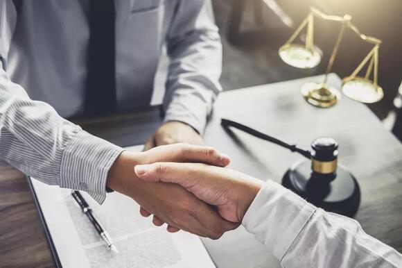 Massive New Laws Coming To New York State In 2026 - NewsBreak