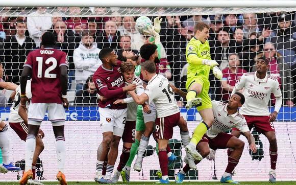 Every word of VAR check for West Ham's disallowed goal as audio ...