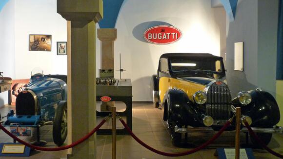 Inside Bugatti's W16: The World's Most Complex Engine - NewsBreak