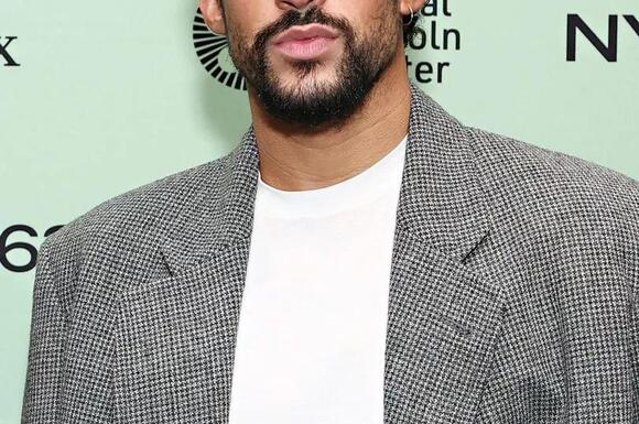 Fans all say the same thing as George Strait Super Bowl petition ...