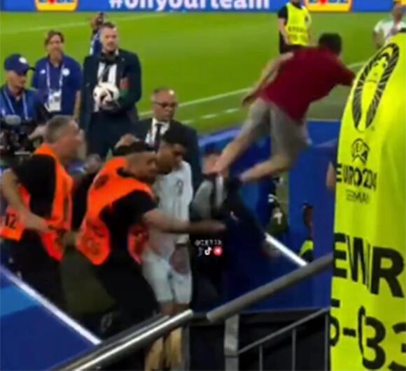 Cristiano Ronaldo narrowly misses being struck by flying fan in wild ...