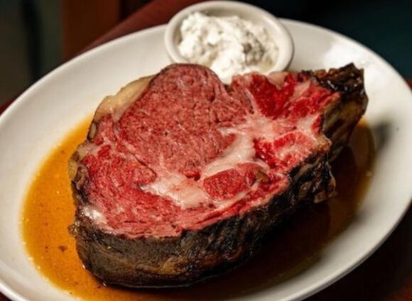 7 Restaurant Chains With the Best Prime Rib Dinners for Christmas ...
