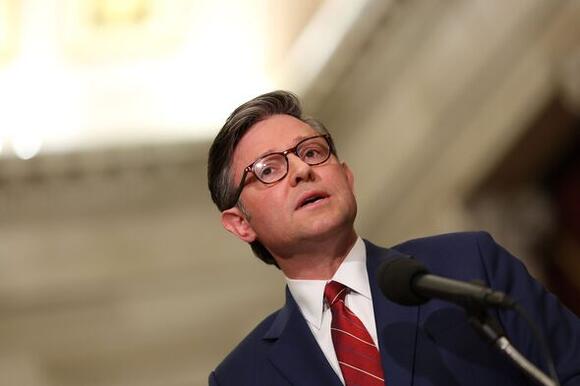 Bill to reopen government passes House and heads to Trump for final ...