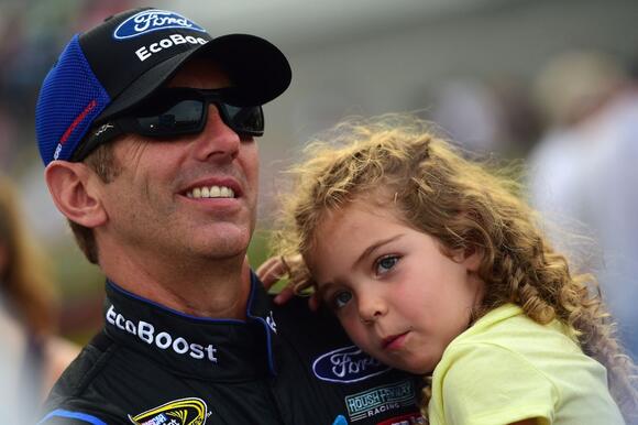 Greg Biffle Plane Crash: Flight Details, Victims + Final Text - NewsBreak