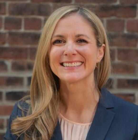 Drunk Dem official who 'embarrassed herself' after unruly arrest went ...