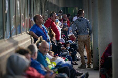 Unexpected job losses, rise in unemployment rate fan US labor market ...