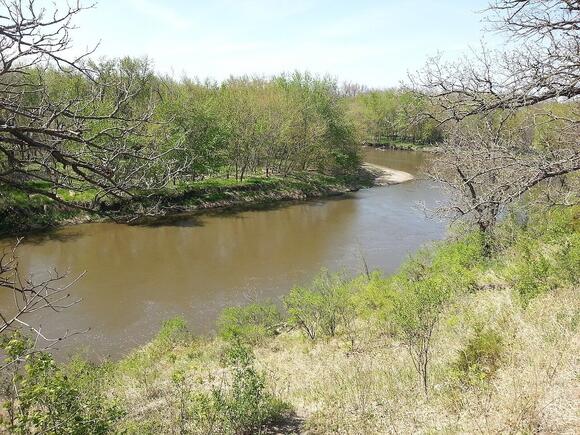 Tour 25 Secluded Towns Where Country Roads Fade Into the River Bluffs ...