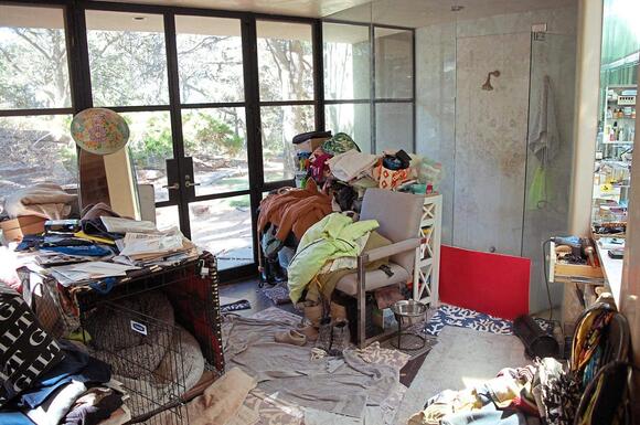 Gene Hackman and Betsy Arakawa’s $6 Million Home Where They Died Sells ...