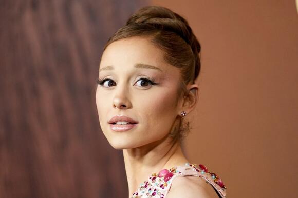 Ariana Grande Upgrades to ‘Presidential-Level’ Security After Red ...