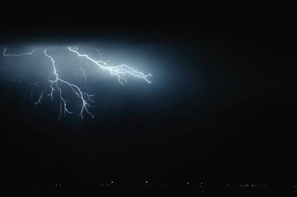 The Most Dangerous Lightning Strikes Ever Witnessed in the US - NewsBreak