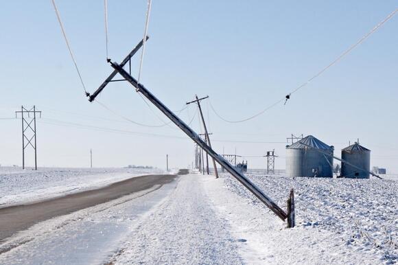 Minnesota Linemen Head To Virginia For Storm Recovery Help - NewsBreak